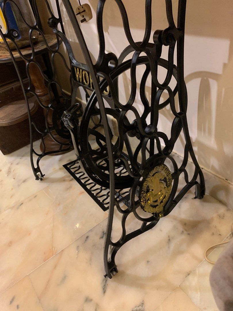 Singer table, Furniture & Home Living, Furniture, Tables & Sets on ...