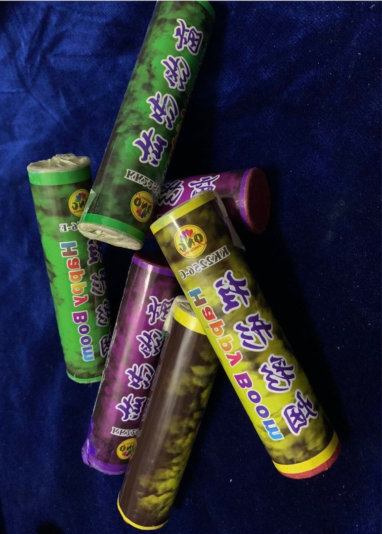 SMOKE BOMB BOM ASAP PHOTOSHOOT PROPS, Hobbies & Toys, Stationery ...
