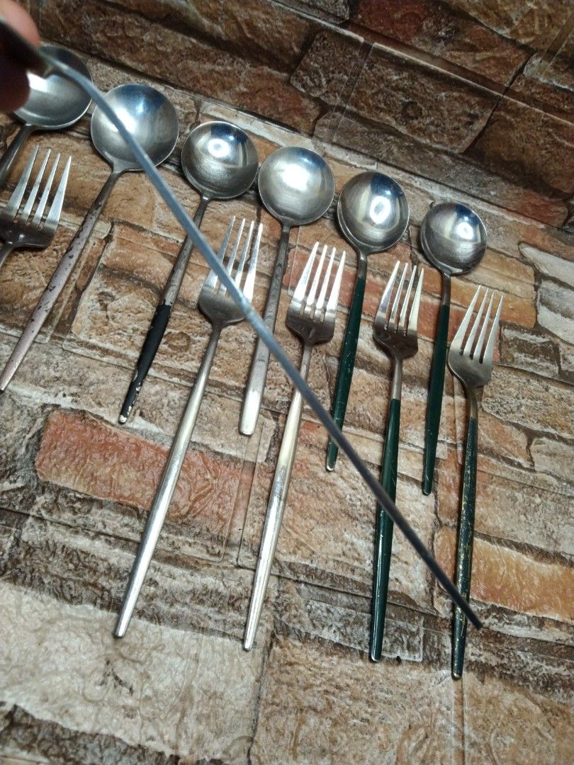 Stainless sendok bulat dan garpu, Kitchen & Appliances di Carousell