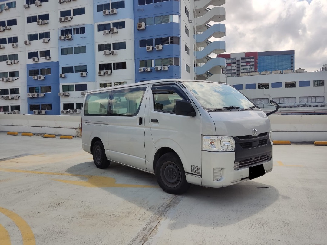 Toyota Hiace Auto Diesel Van Lalamove/Personal use, Cars, Commercial ...