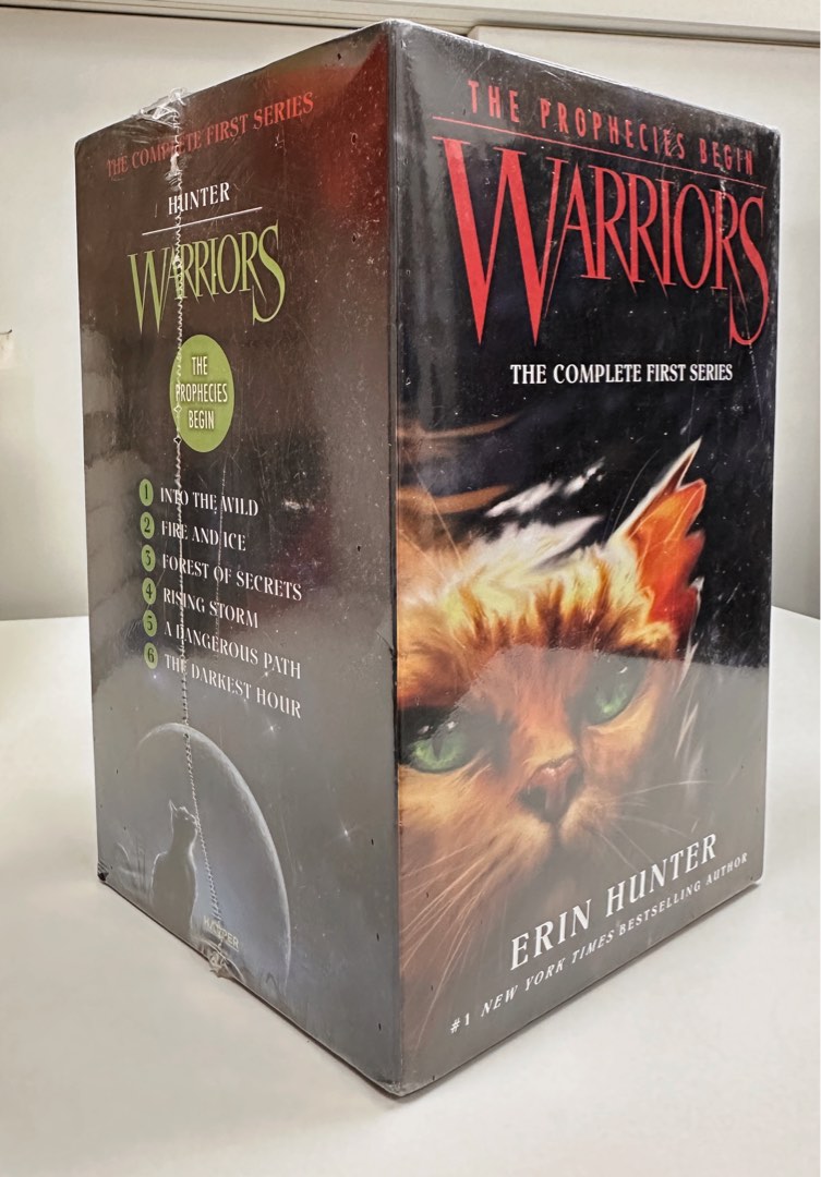 Warriors Box Set : Volumes 1 to 6, 興趣及遊戲, 書本 & 文具, 小說 & 故事書 - Carousell