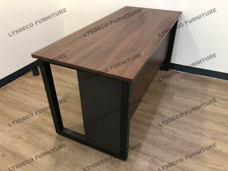 WOODEN TYPE (TABLE) OFFICE FURNITURE OFFICE PARTITION on Carousell