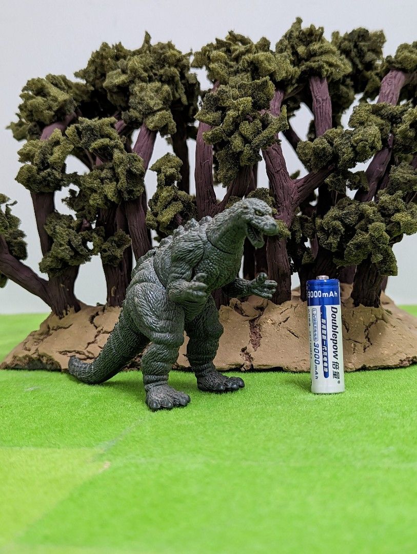 1995 Bandai Godzilla, Hobbies & Toys, Toys & Games on Carousell