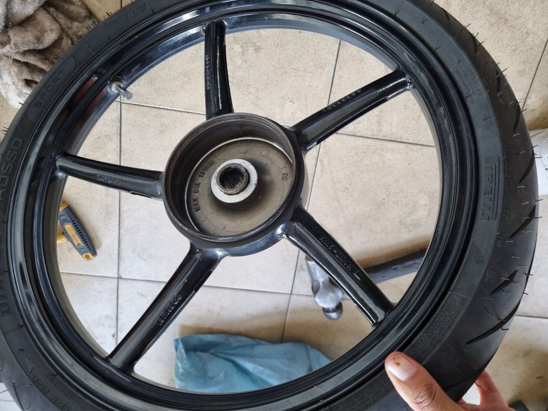Aerox V1/V2 17" Enkei Rims, Motorcycles, Motorcycle Accessories on ...