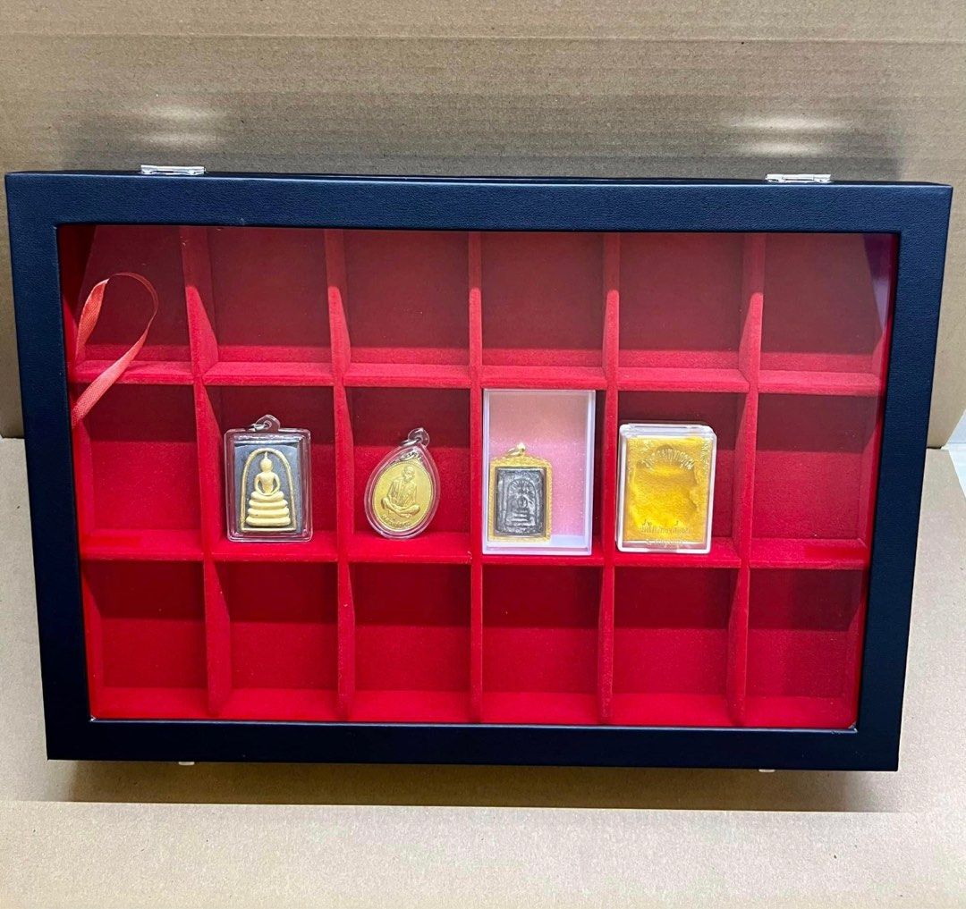 Amulet Storage Box (18 slots), Women's Fashion, Jewelry & Organisers ...