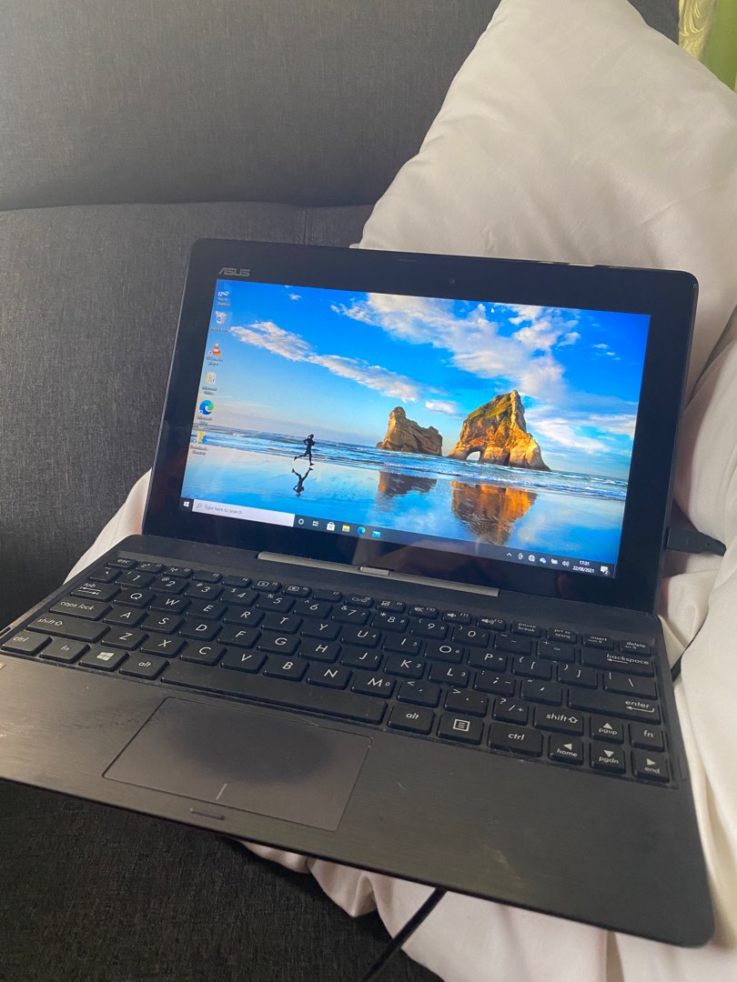 ASUS Netbook Convertible to Tablet, Computers & Tech, Laptops ...