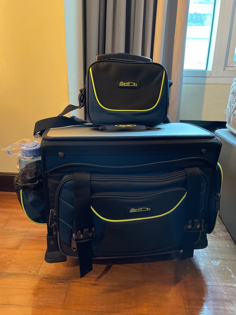 Authentic GOOD AS NEW Hawk Large Boxtype Trolley, Hobbies & Toys ...