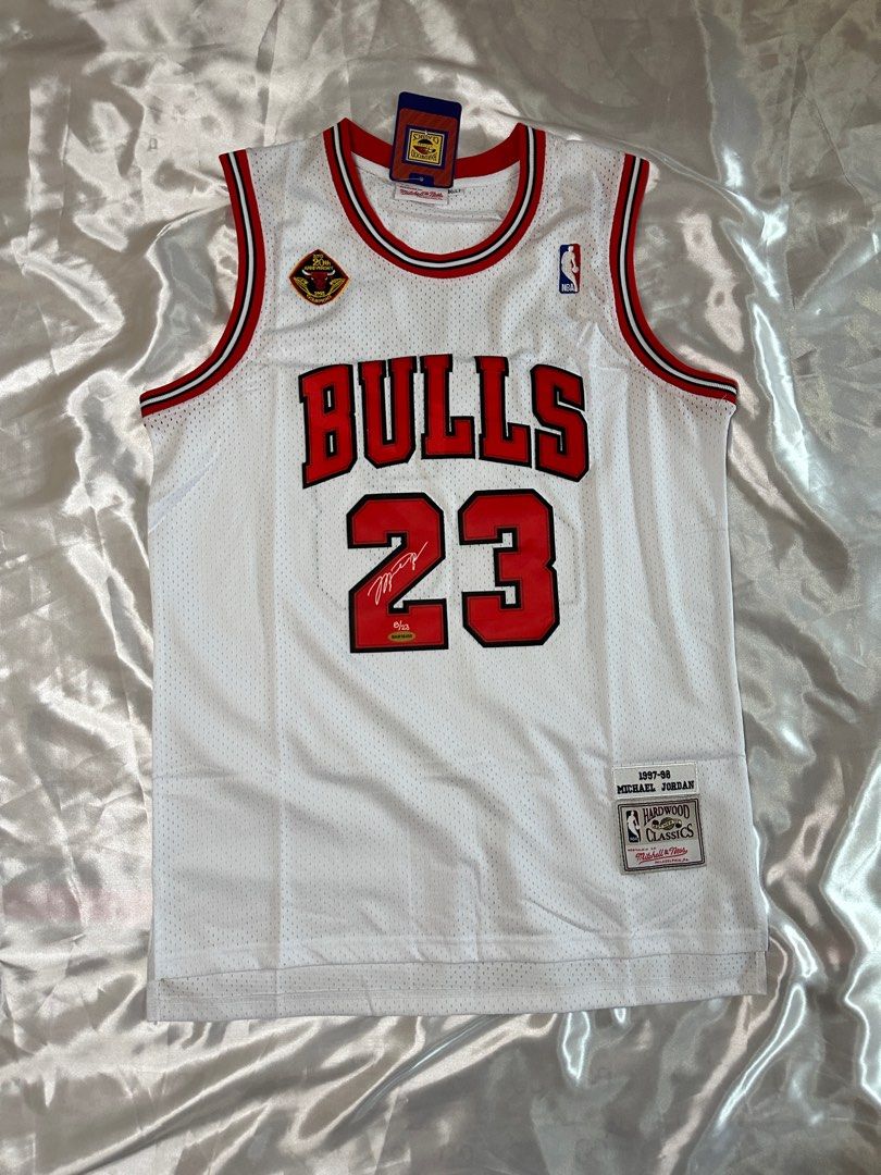 Bulls Michael Jordan #23 Basketball Jersey on Carousell