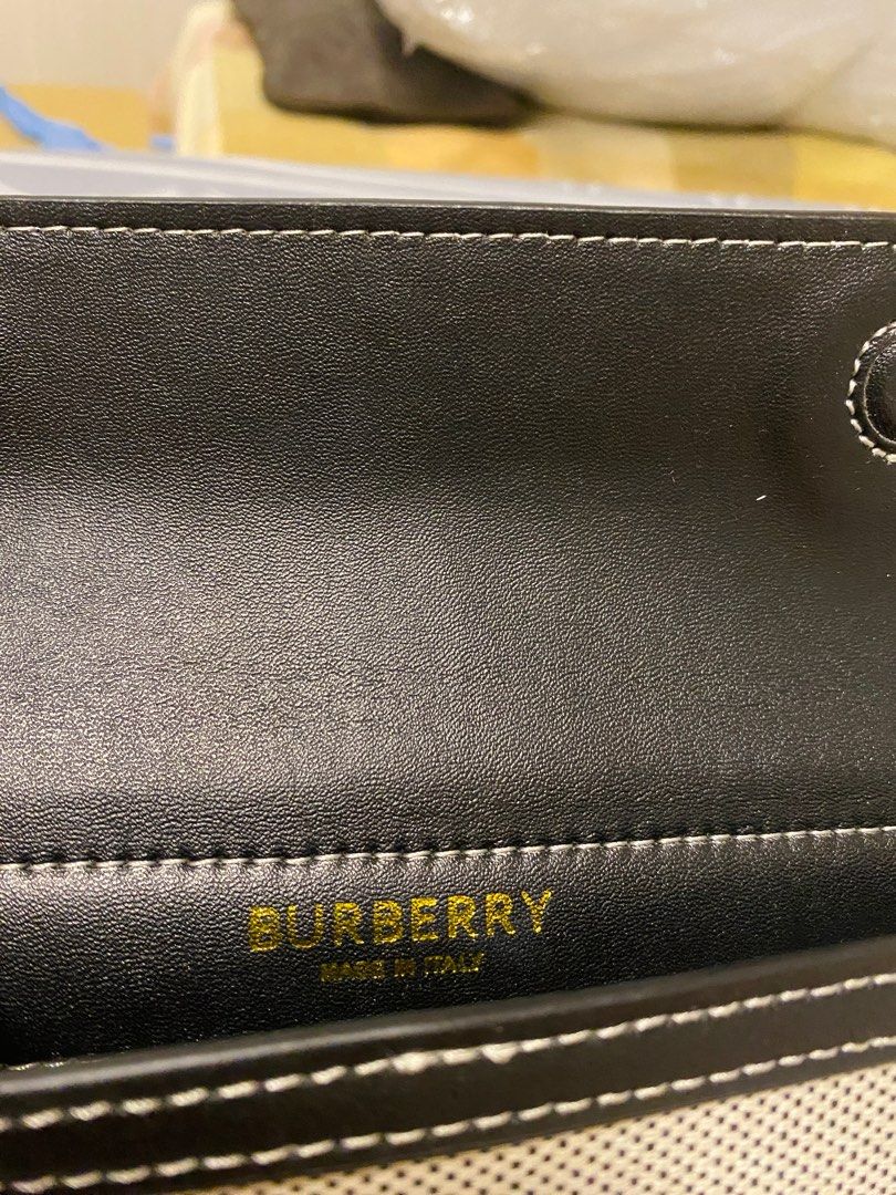 Burberry Horseferry House - SUPER SALE , Luxury, Bags & Wallets on ...