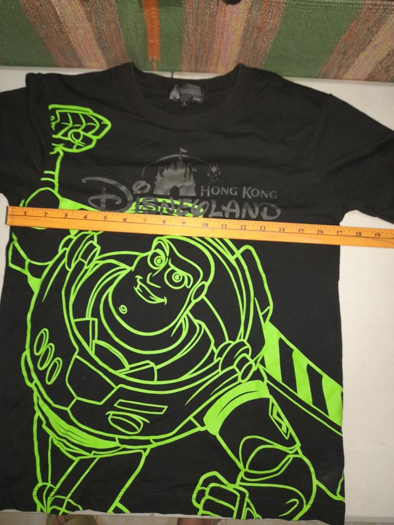 Buzz Lightyear Hong Kong Disneyland Tshirt neon/glow in the dark, Men's ...