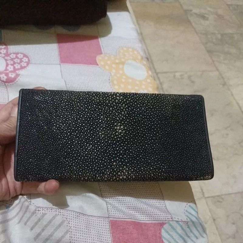 Capacci Stingray Tri-fold Long wallet coded, Women's Fashion, Bags ...