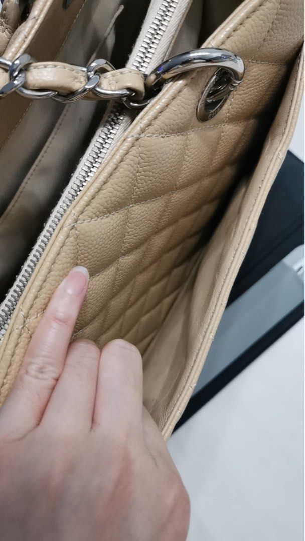 Chanel GST, Luxury, Bags & Wallets on Carousell