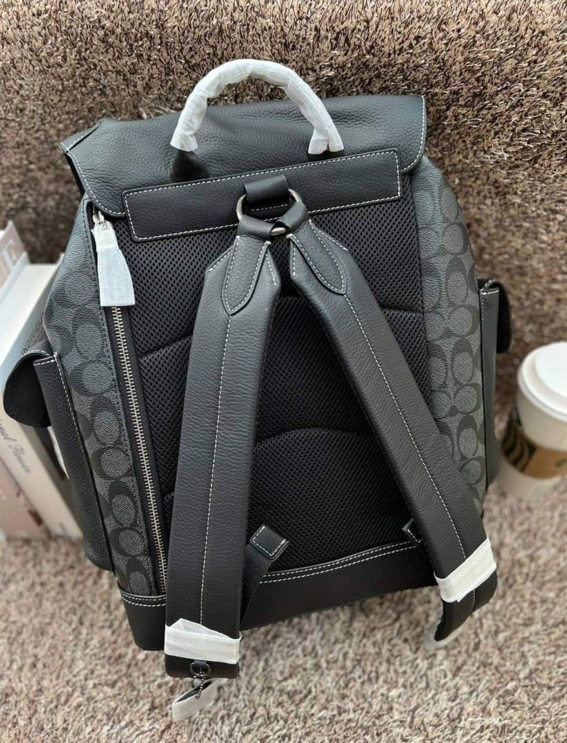 Coach Hudson Backpack In Signature Canvas, Men's Fashion, Bags ...