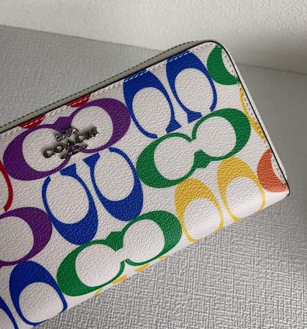 Coach Long Wallet in Signature Canvas Rainbow, Women's Fashion, Bags ...