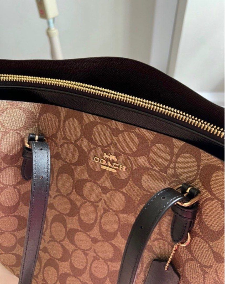 Coach Tote Bag, Women's Fashion, Bags & Wallets, Tote Bags on Carousell