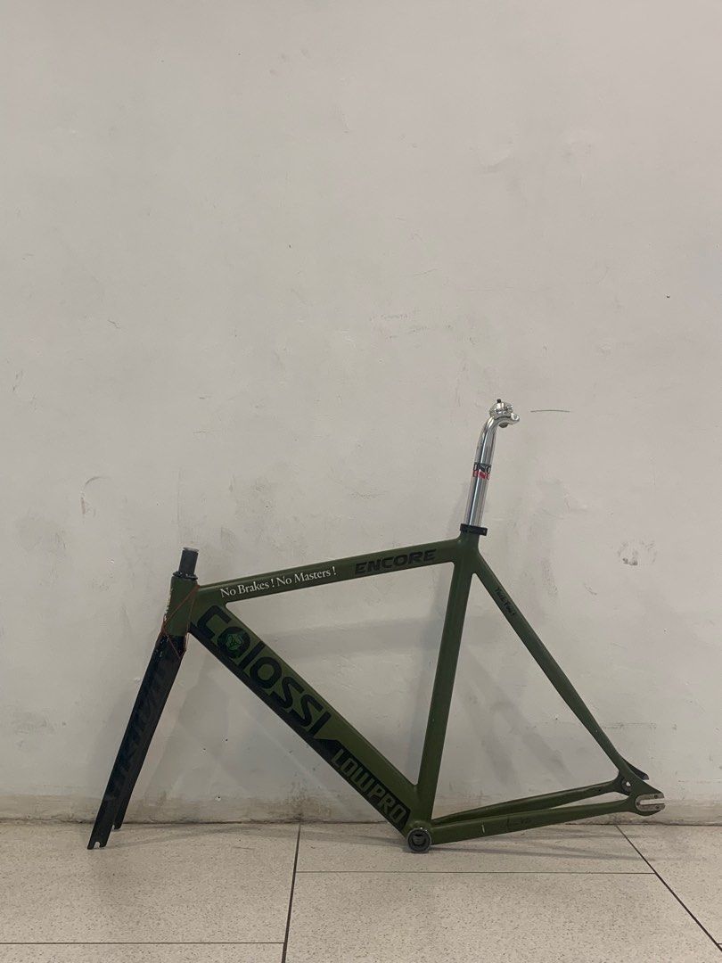 Colossi lowpro Frameset for fixie / track, Sports Equipment, Bicycles ...