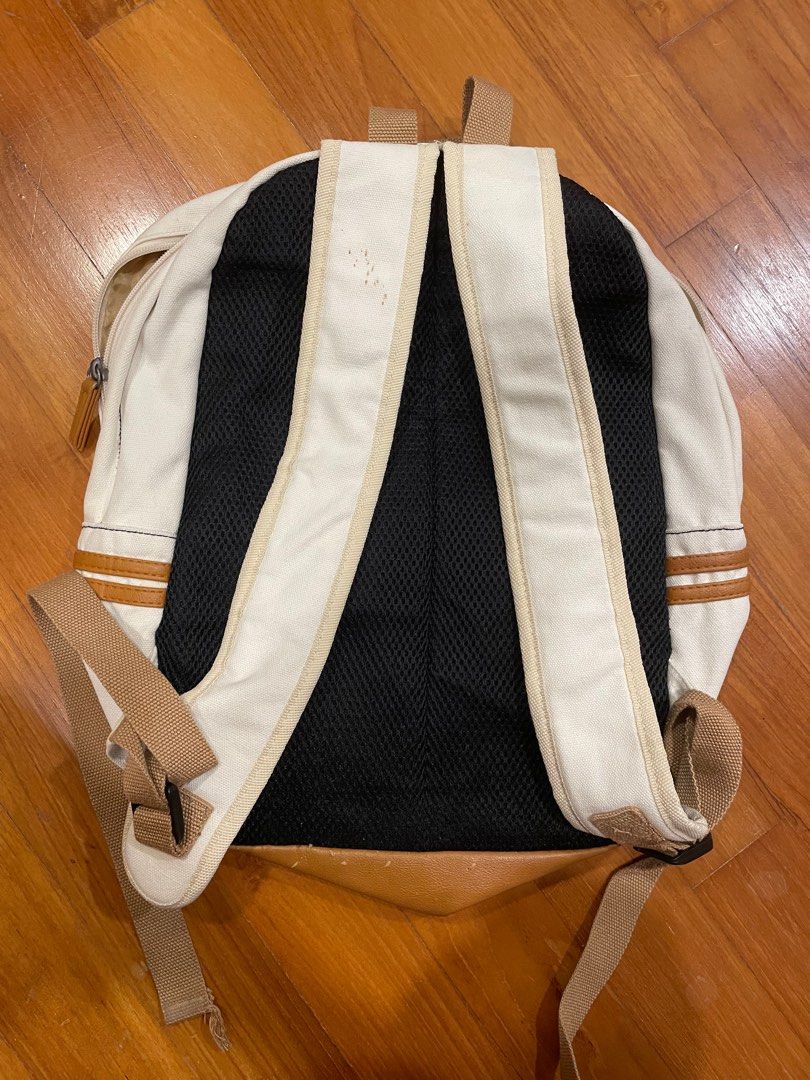 cream coloured Backpack (New York), Women's Fashion, Bags & Wallets ...