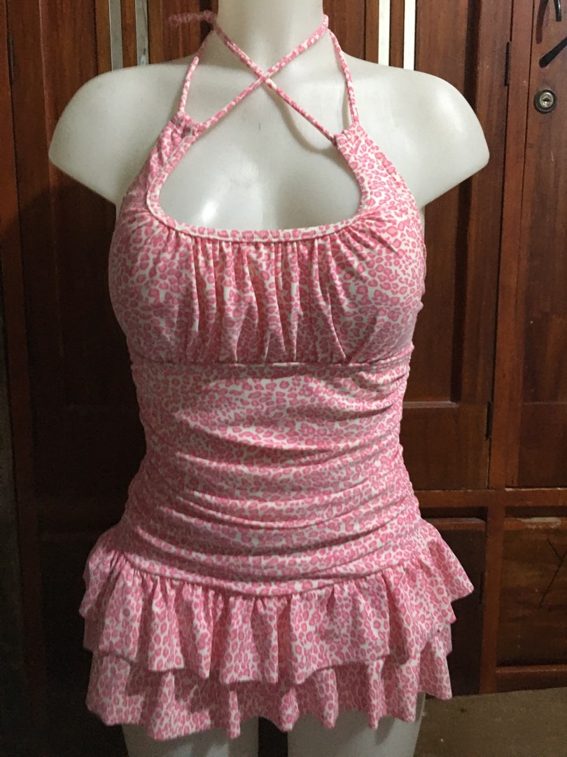 Cute pink swimwear, Women's Fashion, Swimwear, Bikinis & Swimsuits on ...