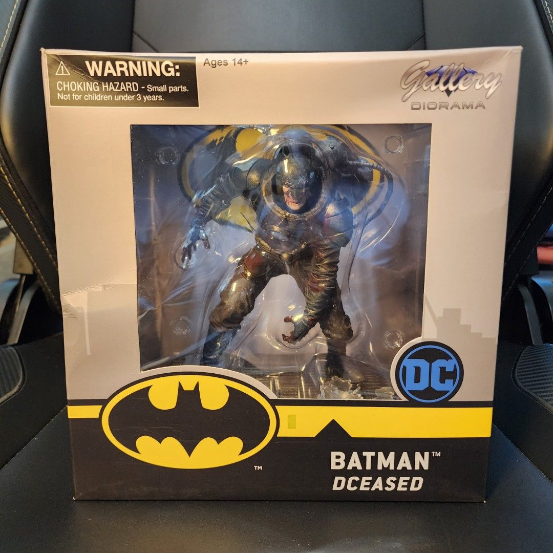Diamond Select - Batman DCEASED, Hobbies & Toys, Toys & Games on Carousell