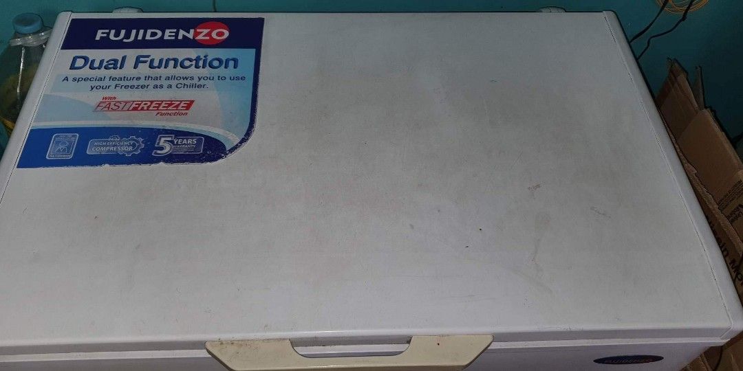 Fujidenzo dual function chest freezer, TV & Home Appliances, Kitchen ...