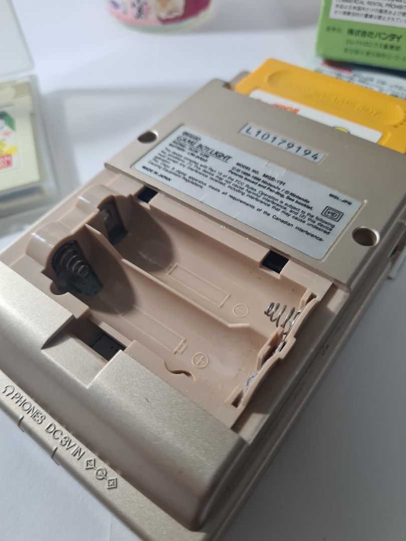 Gameboy Light Gold and Tamagotchi 1 CIB: A Golden Duo of Gaming and Pet ...