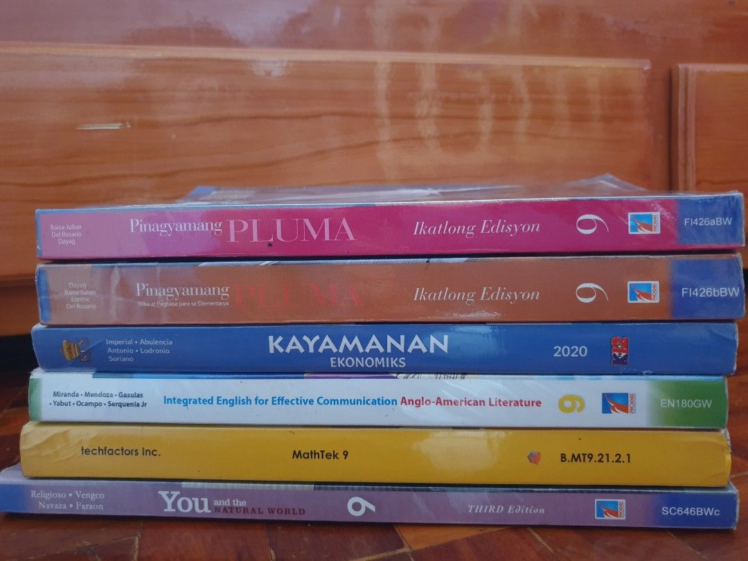 Grade 9 Set Books, Hobbies & Toys, Books & Magazines, Textbooks on Carousell