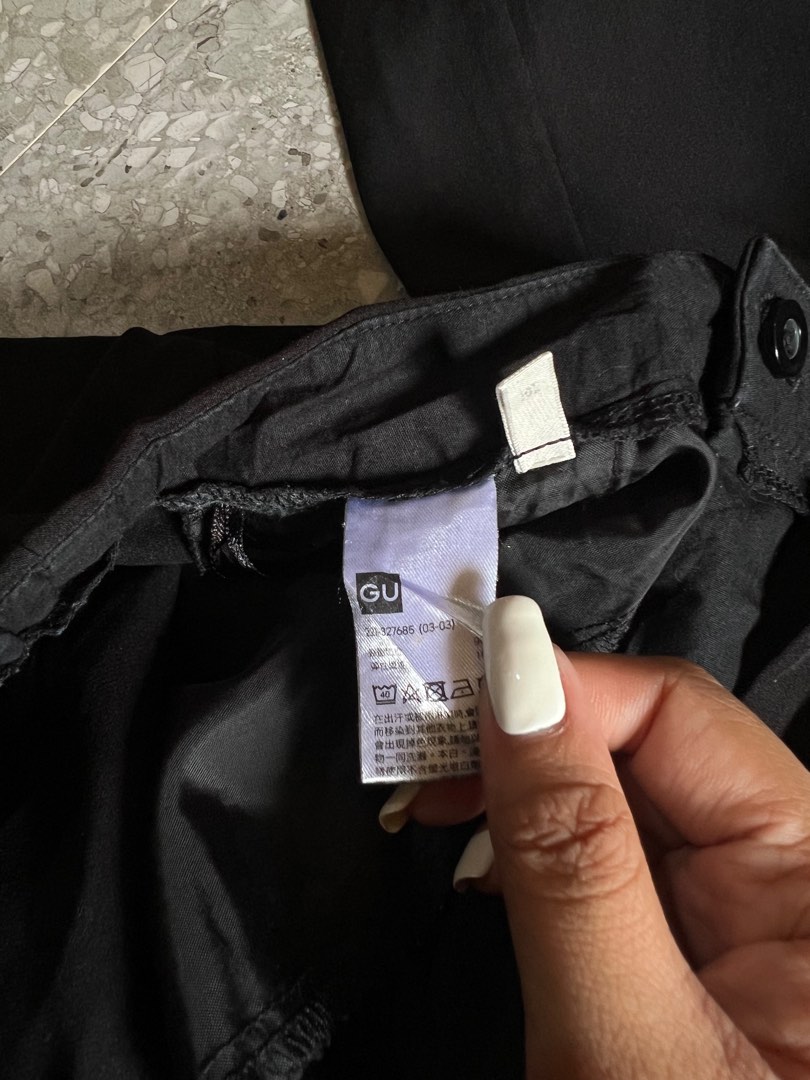 Gu Flare Pants, Women's Fashion, Bottoms, Other Bottoms on Carousell