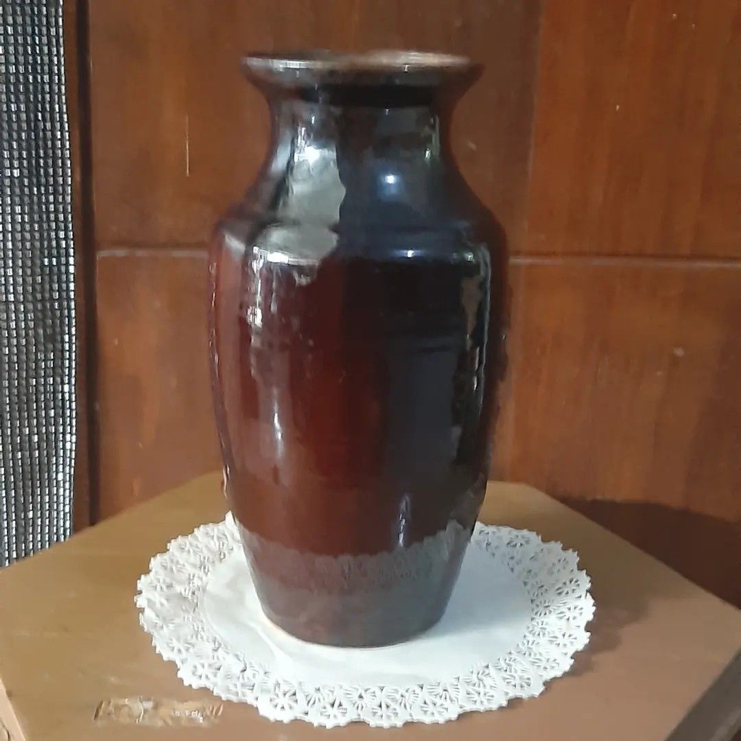 Guci Antik vase terakota, Antik, Lainnya di Carousell