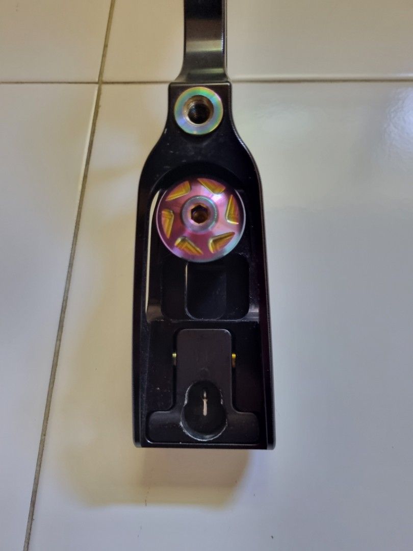 Kinetic Sovren Riser 25" RH (with shibuya arrow rest), Sports Equipment ...