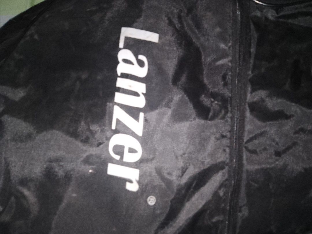 Lanzer acoustic guitar on Carousell