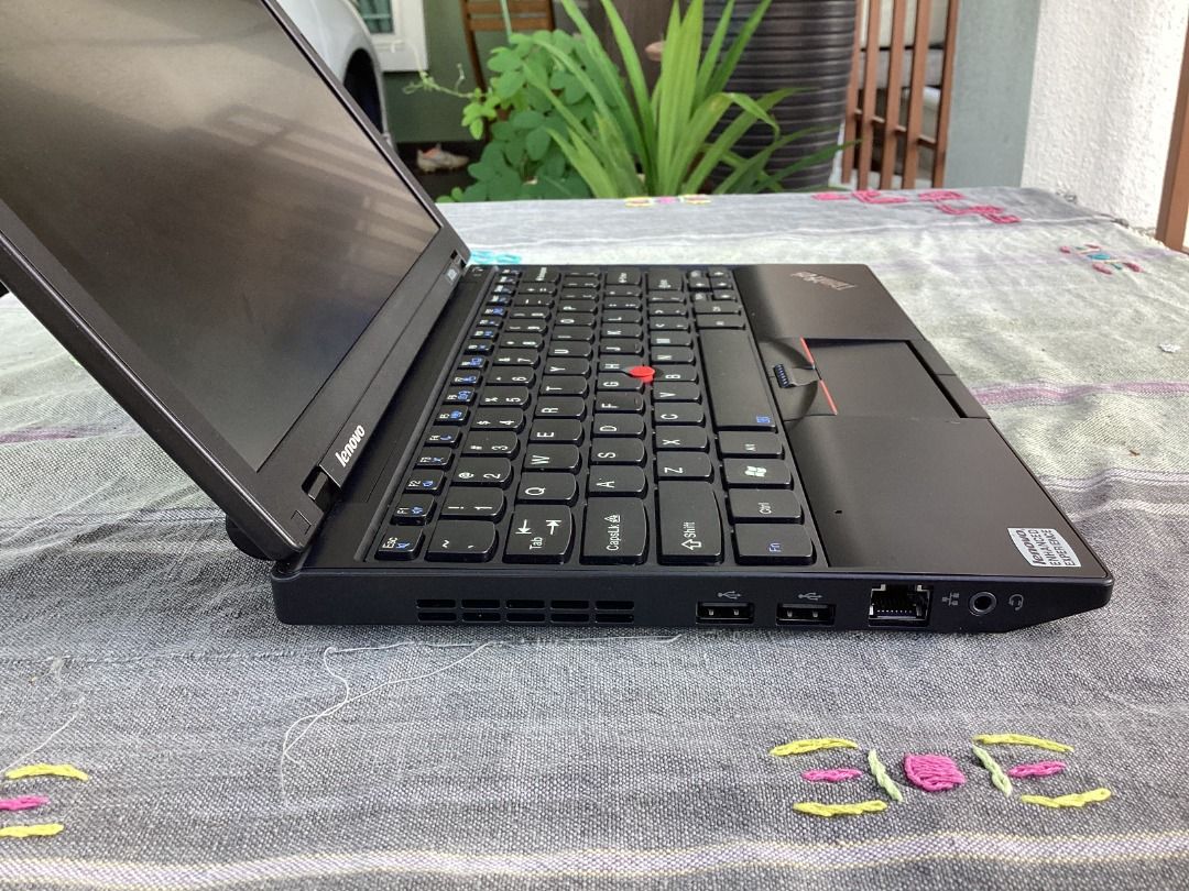Lenovo X100e, Computers & Tech, Laptops & Notebooks on Carousell