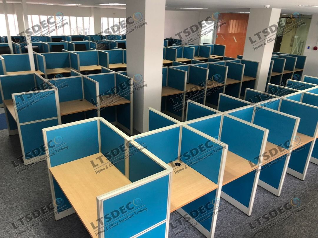 New Modular Table Office Partition / Bpo Cubicles desks Office ...