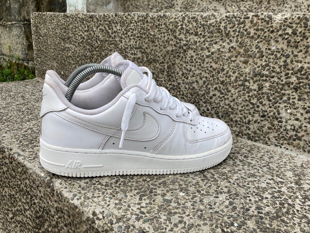 Nike AF1 Triple White, Men's Fashion, Footwear, Sneakers on Carousell