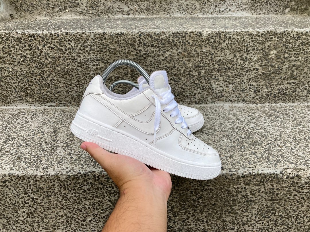 Nike AF1 Triple White, Women's Fashion, Footwear, Sneakers on Carousell