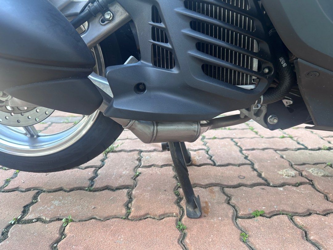 Yamaha Nmax / Aerox stock exhaust, Motorcycles, Motorcycle Accessories ...