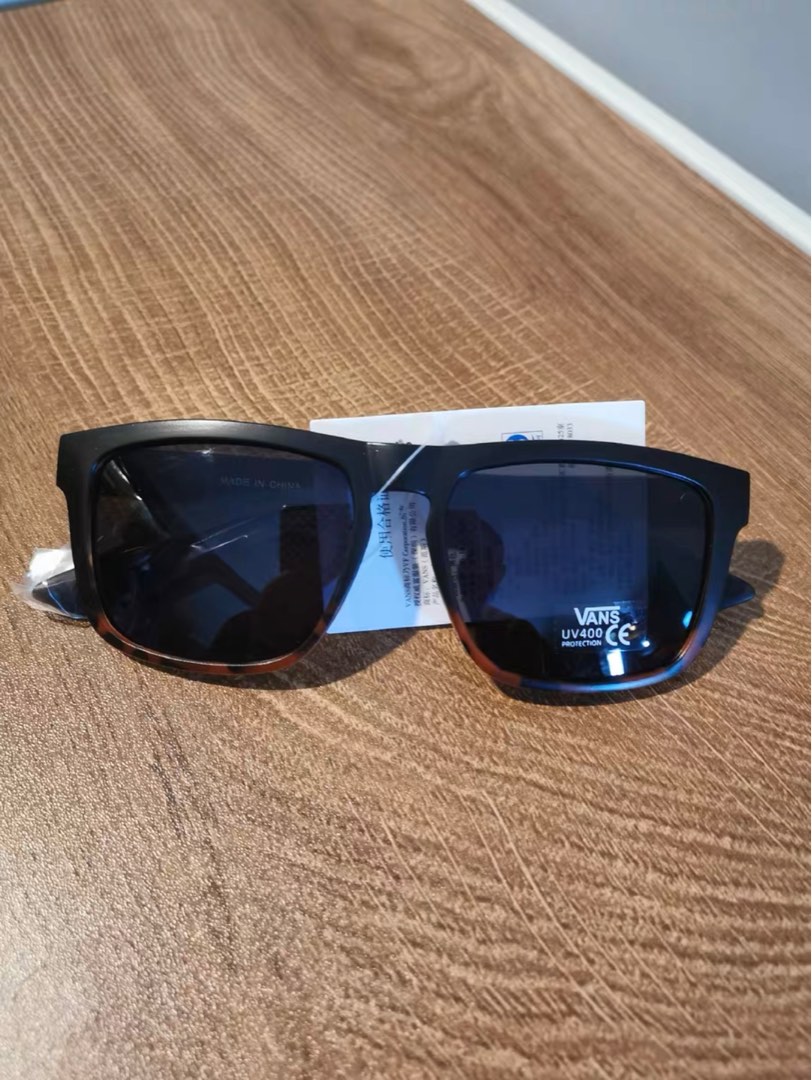 Original Vans Black Logo Sunglasses, Men's Fashion, Watches ...