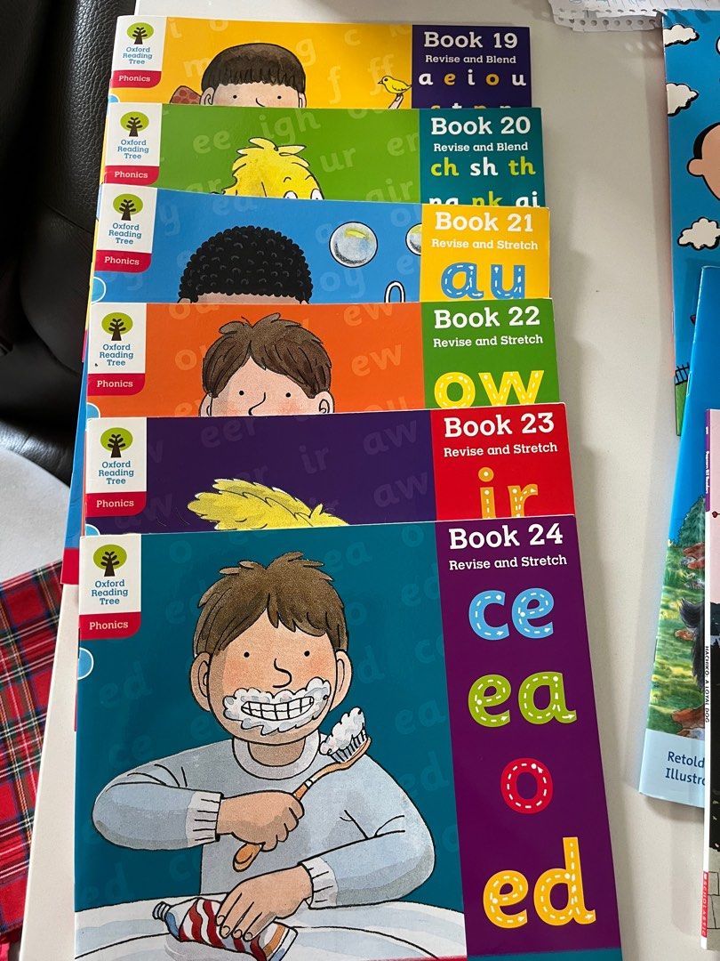 Oxford reading tree phonics, 興趣及遊戲, 書本 & 文具, 小說 & 故事書 - Carousell