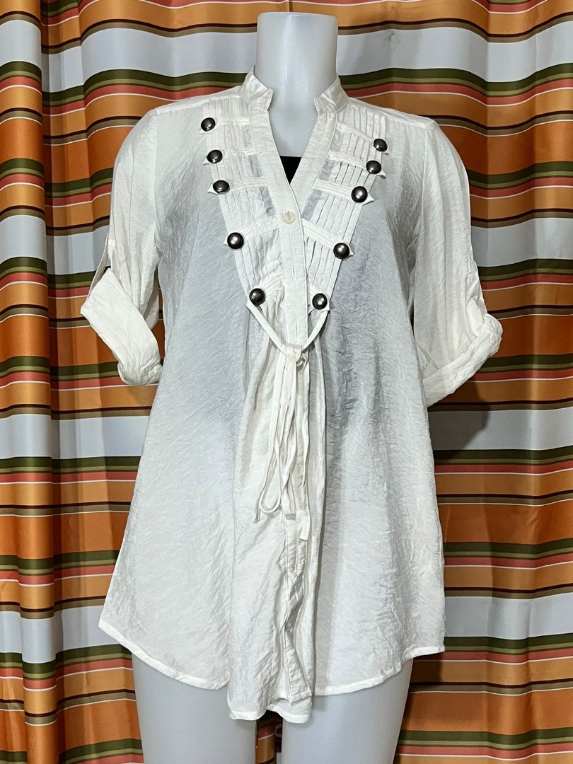 PAP White Blouse, Women's Fashion, Tops, Blouses on Carousell