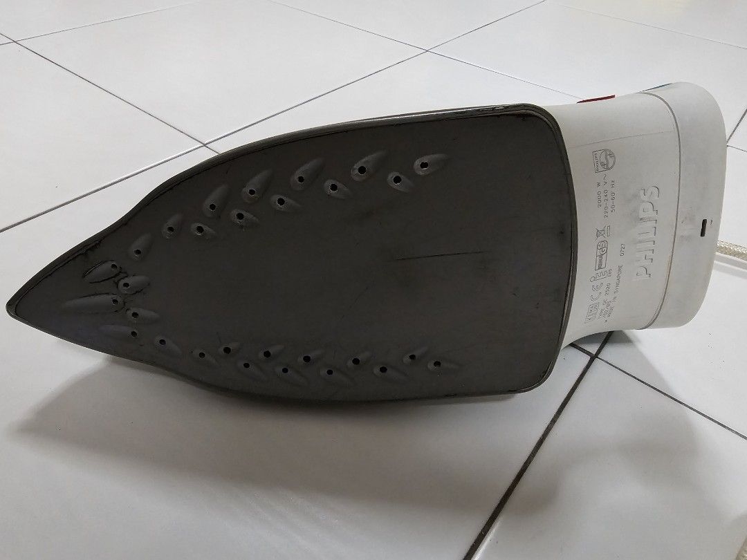 Philips Iron, TV & Home Appliances, Irons & Steamers on Carousell