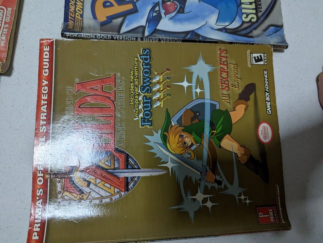 Pokemon game guide book strategy gold silver HeartGold SoulSilver leaf ...