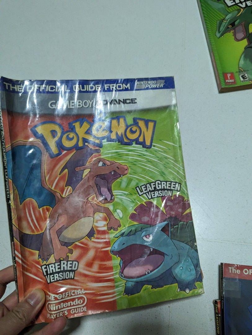 Pokemon game guide book strategy gold silver HeartGold SoulSilver leaf ...