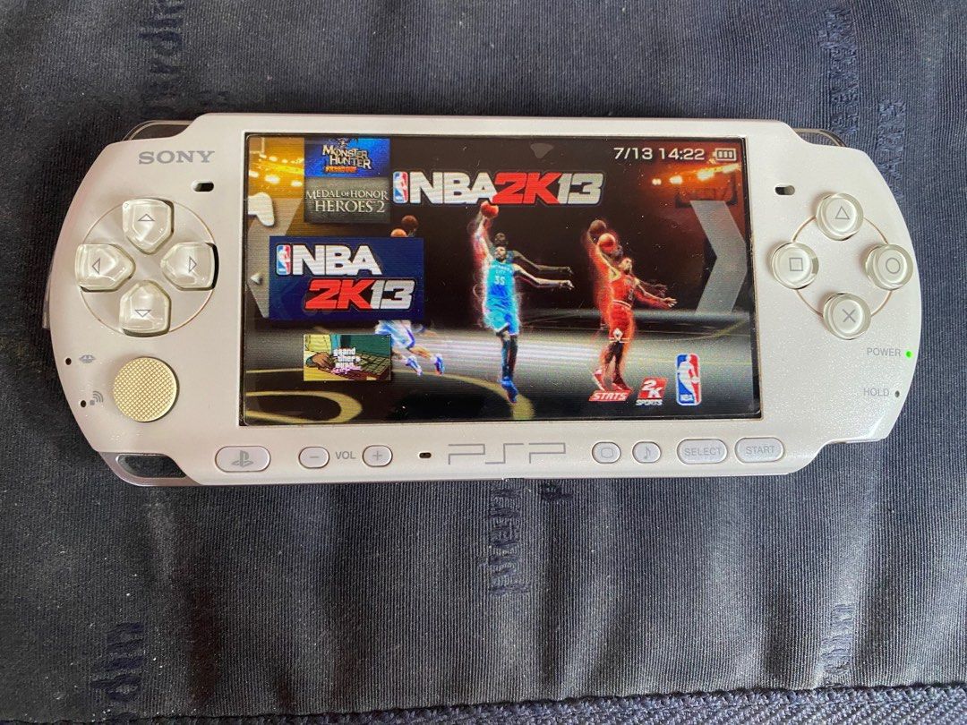 Pearl White PSP Sony PSP-3000 Pearl White Handheld Console - Japan ...
