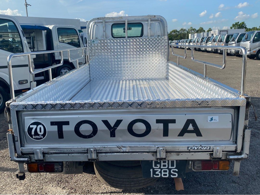 Rent Lorry 10ft Toyota Dyna Canopy Manual Diesel Commercial Truck ...