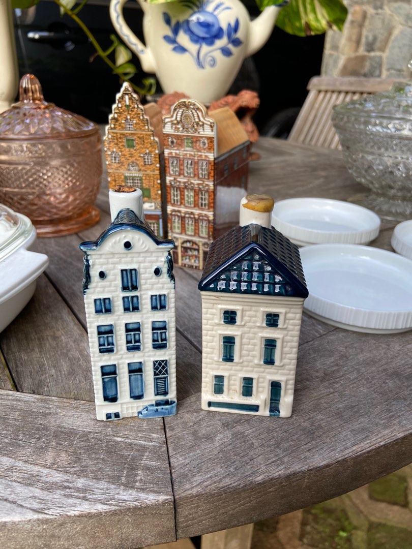 Rumah Belanda Delft, Kitchen & Appliances di Carousell