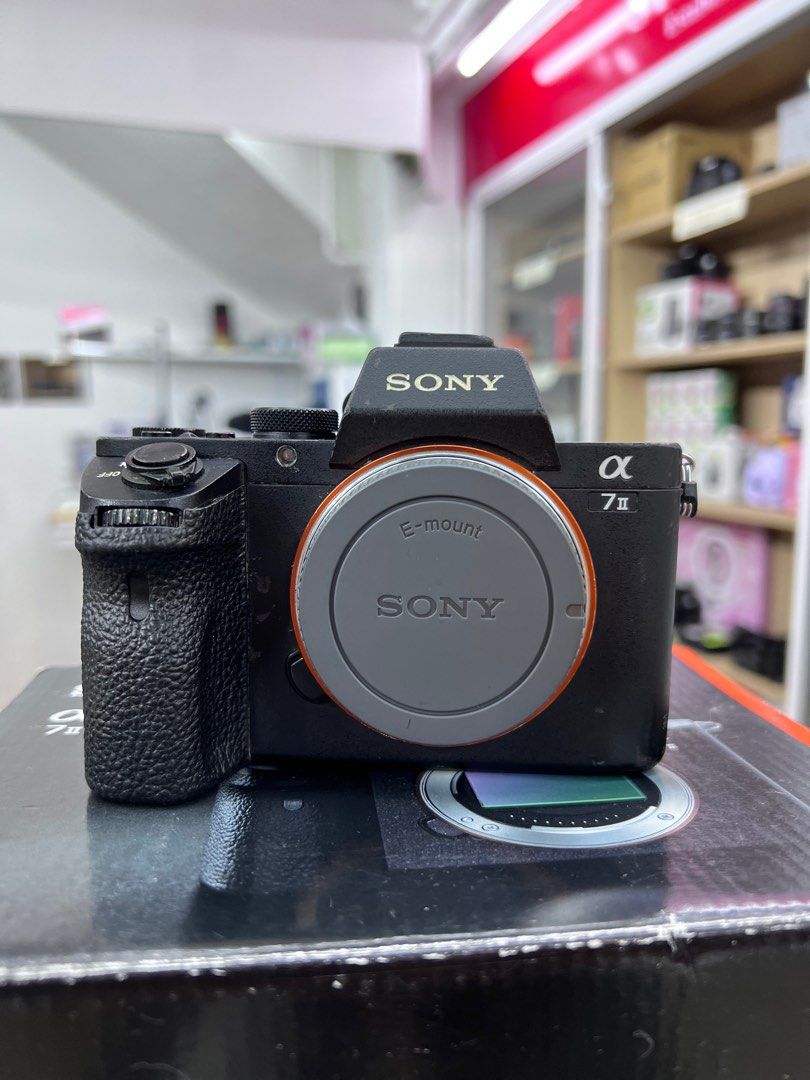 Sony A7ii Body SC101k 8/10 Come with Full Set Box, Photography, Cameras ...