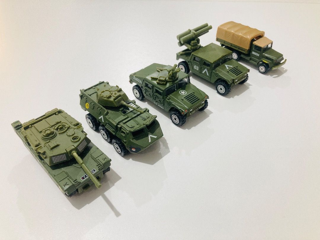 5件玩具坦克車｜悍馬車｜裝甲車｜Tank｜Hummer｜Armored Car, 興趣及遊戲, 玩具 & 遊戲類 - Carousell