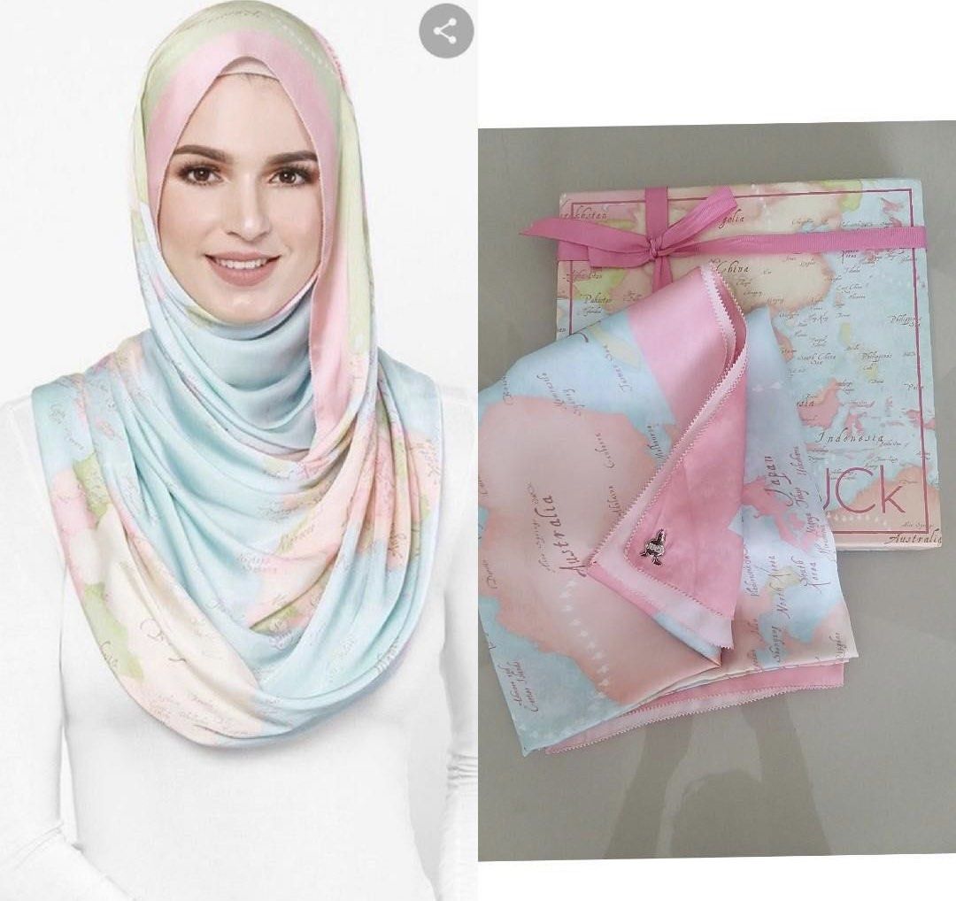 The World Map Duck, Women's Fashion, Muslimah Fashion, Hijabs on Carousell