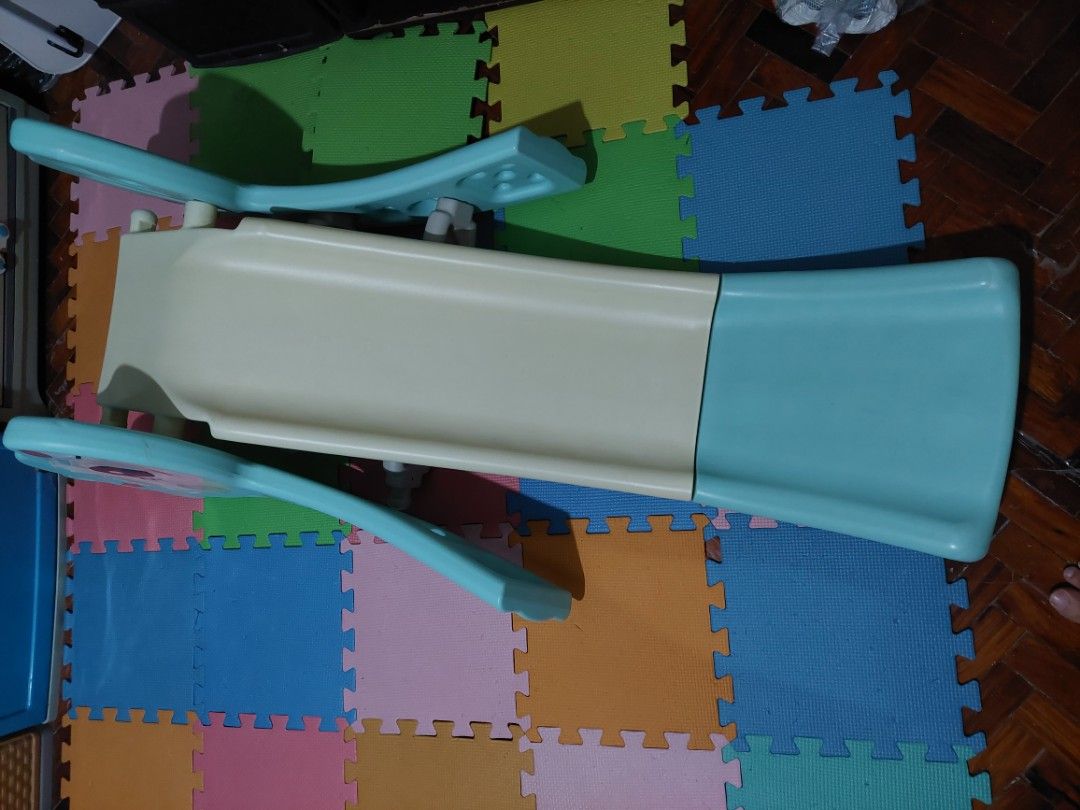 Toddler collapsible slide on Carousell