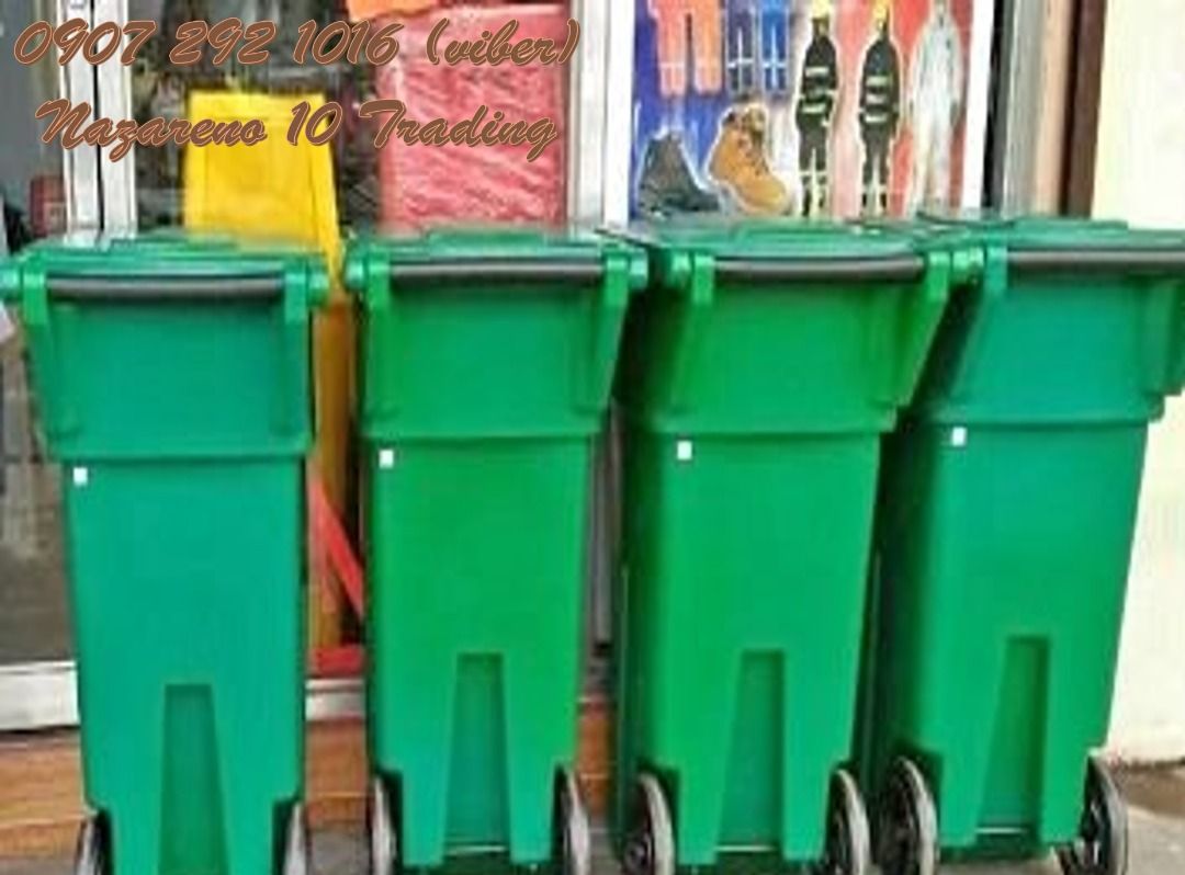 trash bin 418 Rolling bin, Furniture & Home Living, Cleaning & Homecare ...