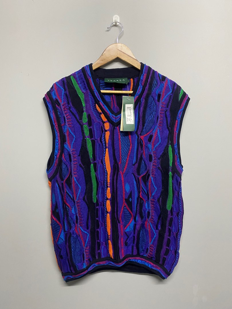 TUNDRA CANADA LIKE COOGI STYLE, Men's Fashion, Tops & Sets, Hoodies on ...